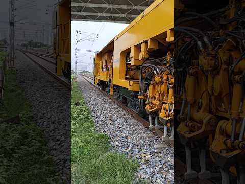 how unimat track machine works #unimate #trackmachine #railway #train @Mr.locopilot-deepak