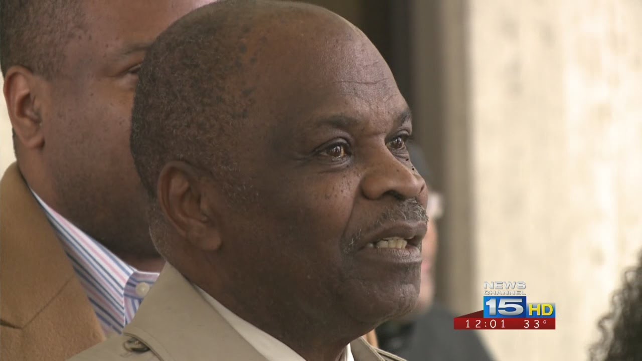 Wayne Township Trustee officially running for Fort Wayne mayor