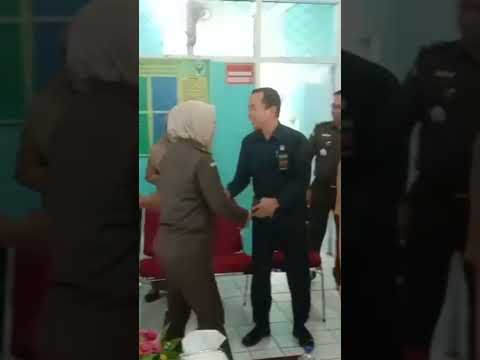Plt Kajati Jambi Enen Saribanon meresmikan Ruangan Rehabilitasi Narkoba Di RS Hanafie Bungo