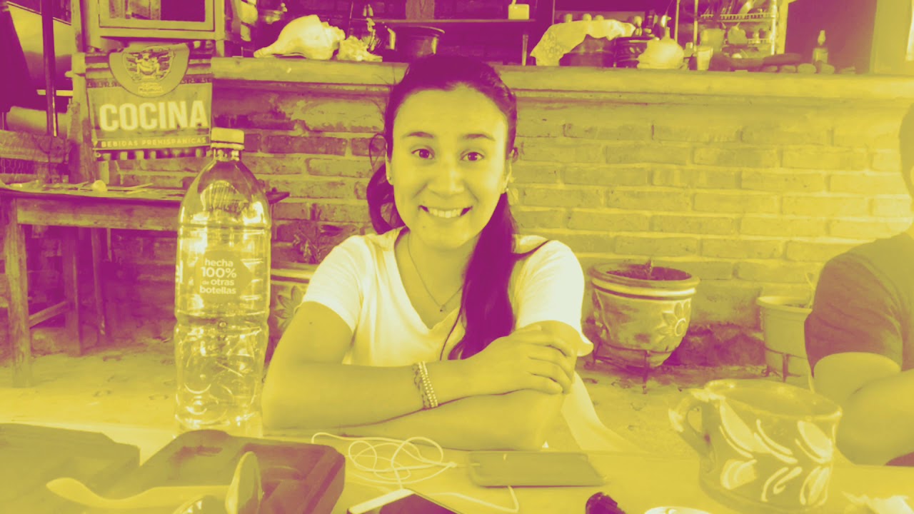Bebidas típicas de México en un pueblo tradicional de Jalisco.