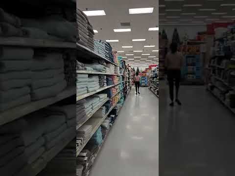 LOOKING FOR BATH TOWEL AT WALMART | GROCERY ASMR #shortsvideo #bathtowel #shopping #walmart