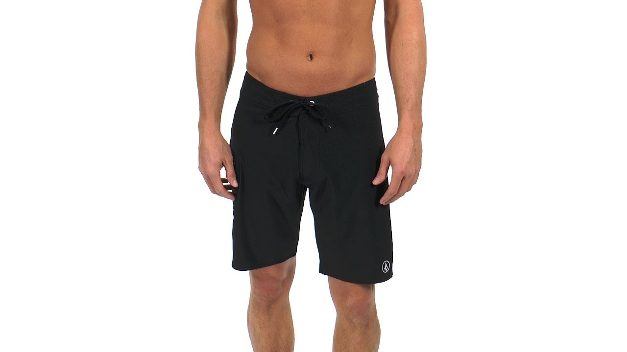 Volcom Men's Lido Solid Boardshort | SwimOutlet.com