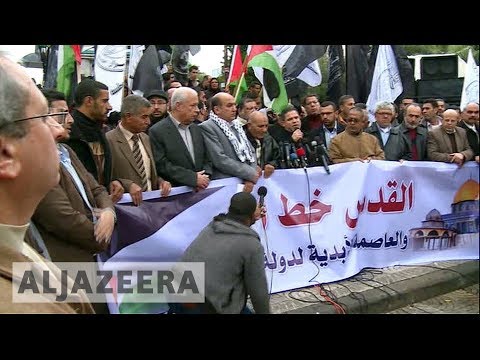 Hamas charts a new course at its 30th anniversary
