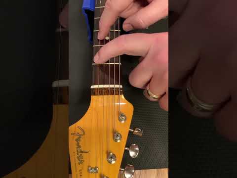 Check out John Mayer’s Nut Height