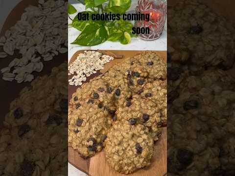 soft and chewy oatmeal raisins cookies full recipe on NSSZ kitchen