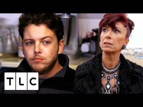 A Smuggled Takeaway Outrages Detox Coach Galia | Celebrity Fat Fighters EP2