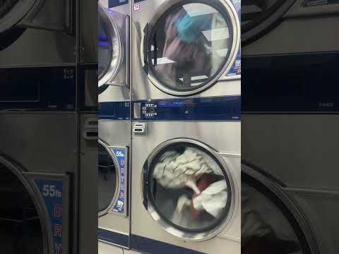 ⭐️Laundromat TV: Another satisfying day at the laundromat #laundrytips #laundrymotivation