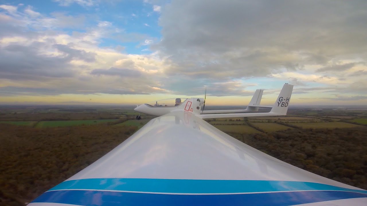 First Hybrid Aircraft Takes Off - autoevolution