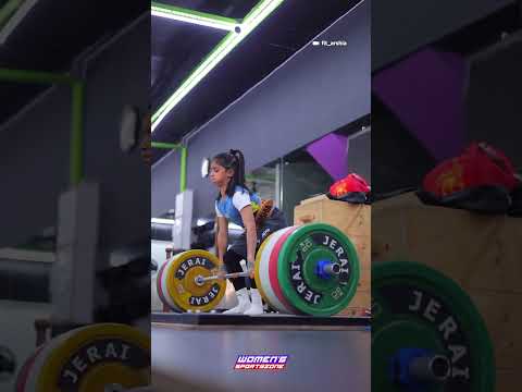 9-year-old Arshia Goswami deadlifts 75 kg! 🤯