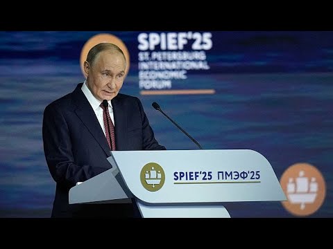 Vladimir Poutine vante la "solidité" de l'économie russe