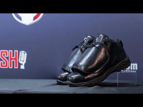 VIDEO: Official Review: Smitty All-Black Mid-Cut Umpire Plate Shoes