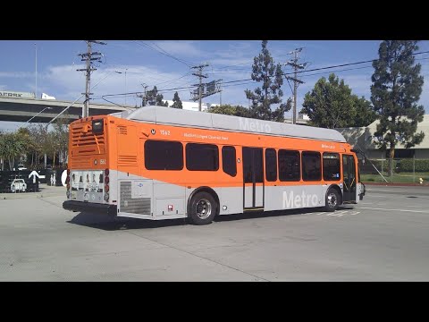 LACMTA 2019 ENC Axess BRT CNG #1562