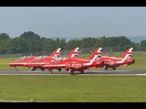 Royal Air Force Red Arrows at Belfast International Airport 21-06-25 (plus USAF C-17 Globemaster)