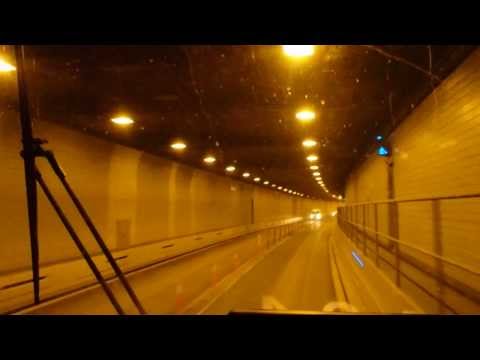 P2070176 - super express bus - MTA BM4 - friday february 7, 2014 - brooklyn battery tunnel