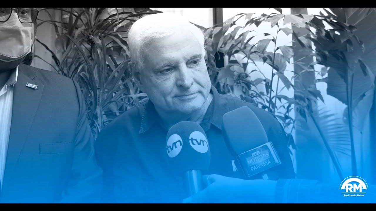 Ricardo Martinelli se reúne con Presidentes y Secretarios de los partidos Alianza y Popular.