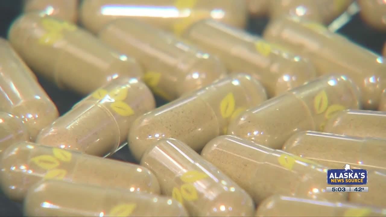 Kratom capsules: you can buy them in Anchorage, but should you?