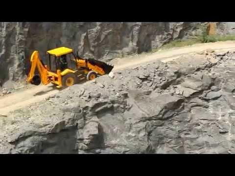 Bull Backhoe Loader - Latest Price, Dealers & Retailers in India