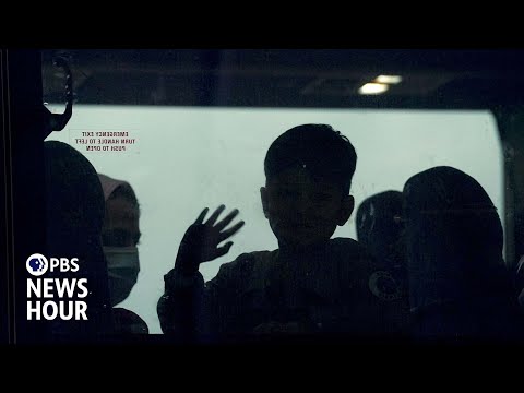 Refugees already cleared to settle in U.S. have flights canceled after Trump order