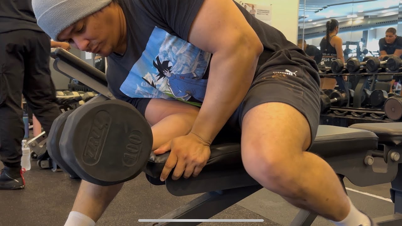 100lb Wrist Curls full extension