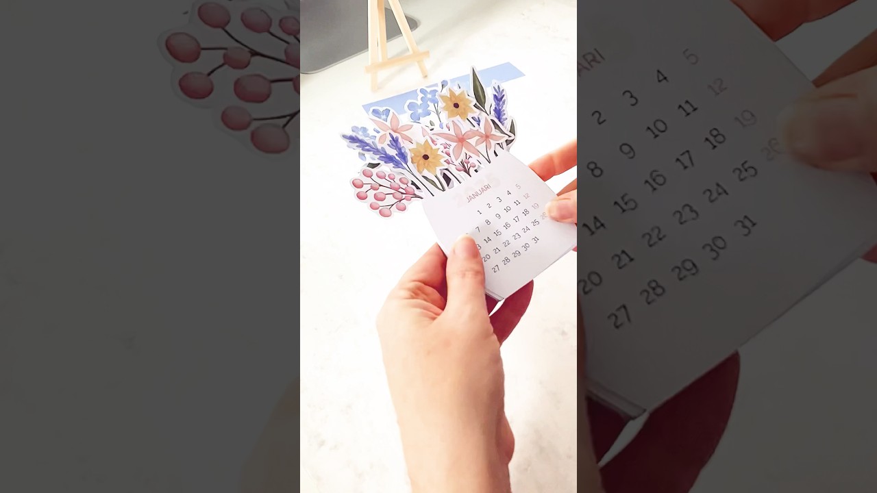 Print and cut out your own printable desk calendar bouquet #calendar2026 #printable #digitaldownload