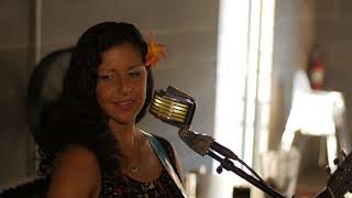 tmentertainment.biz - Amanda Ashley