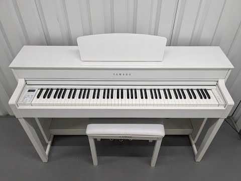 Yamaha Clavinova CLP-535 digital piano and stool in satin white stock number 23334