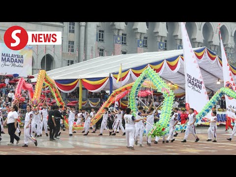 National Day 2024 at Putrajaya: Chingay procession makes historic debut ...