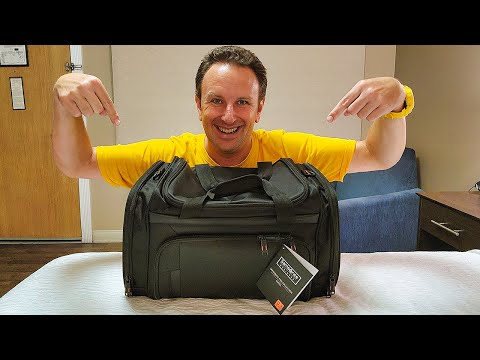 Samsonite Pro Duffel Review & What I Pack in it