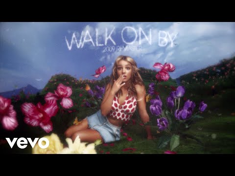 Britney Spears - Walk On By (B-Side to "Stronger" - Official Audio)
