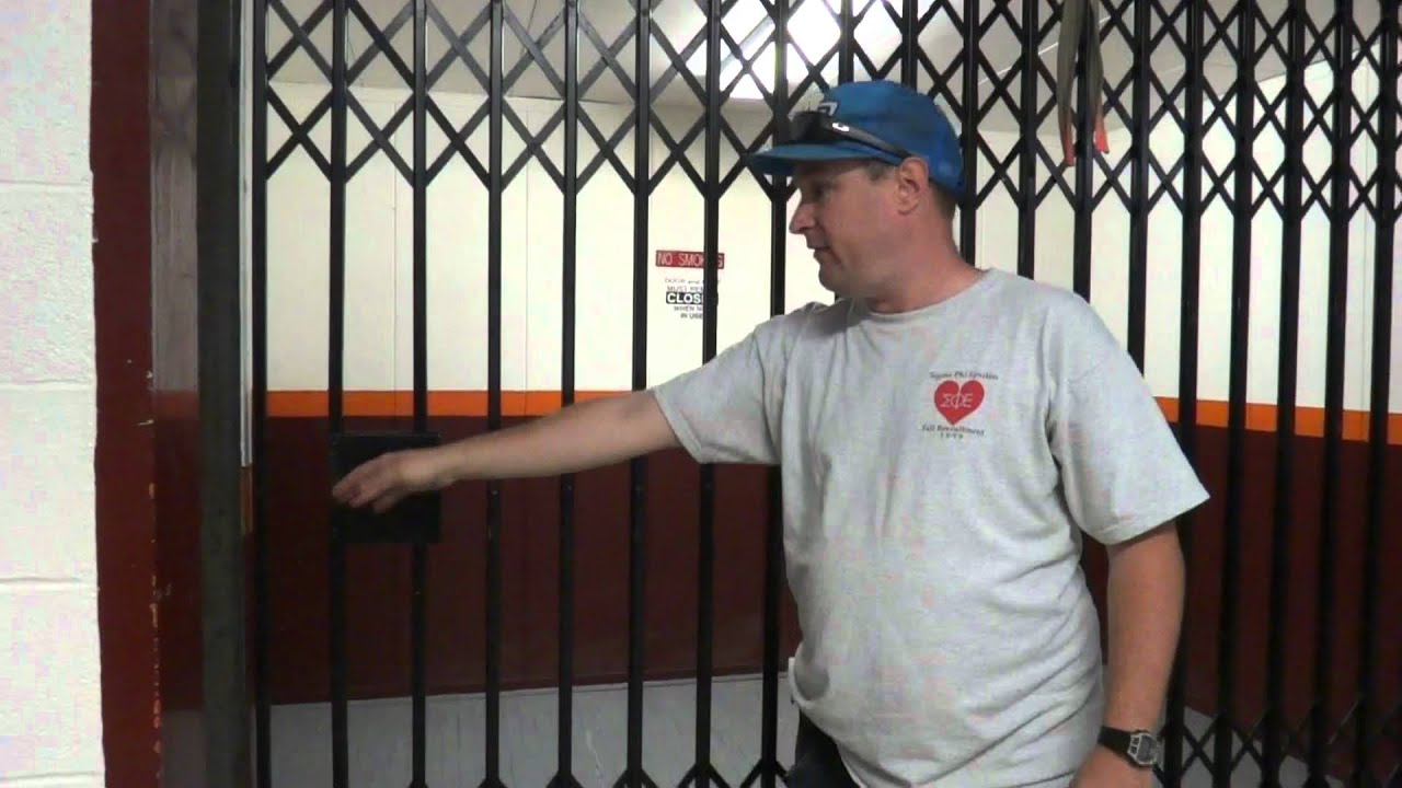 how to use a freight elevator