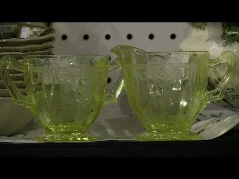What is the name to this depression glass Cream Sugar ? Cameo