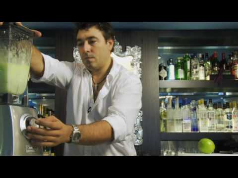 How to make a Tequila based cocktail with MIDORI liqueur. "MIDORI Margarita"