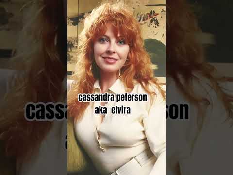 ELVIRA portrayer Cassandra Peterson is HOT as either persona! She’s got great bone structure #shorts