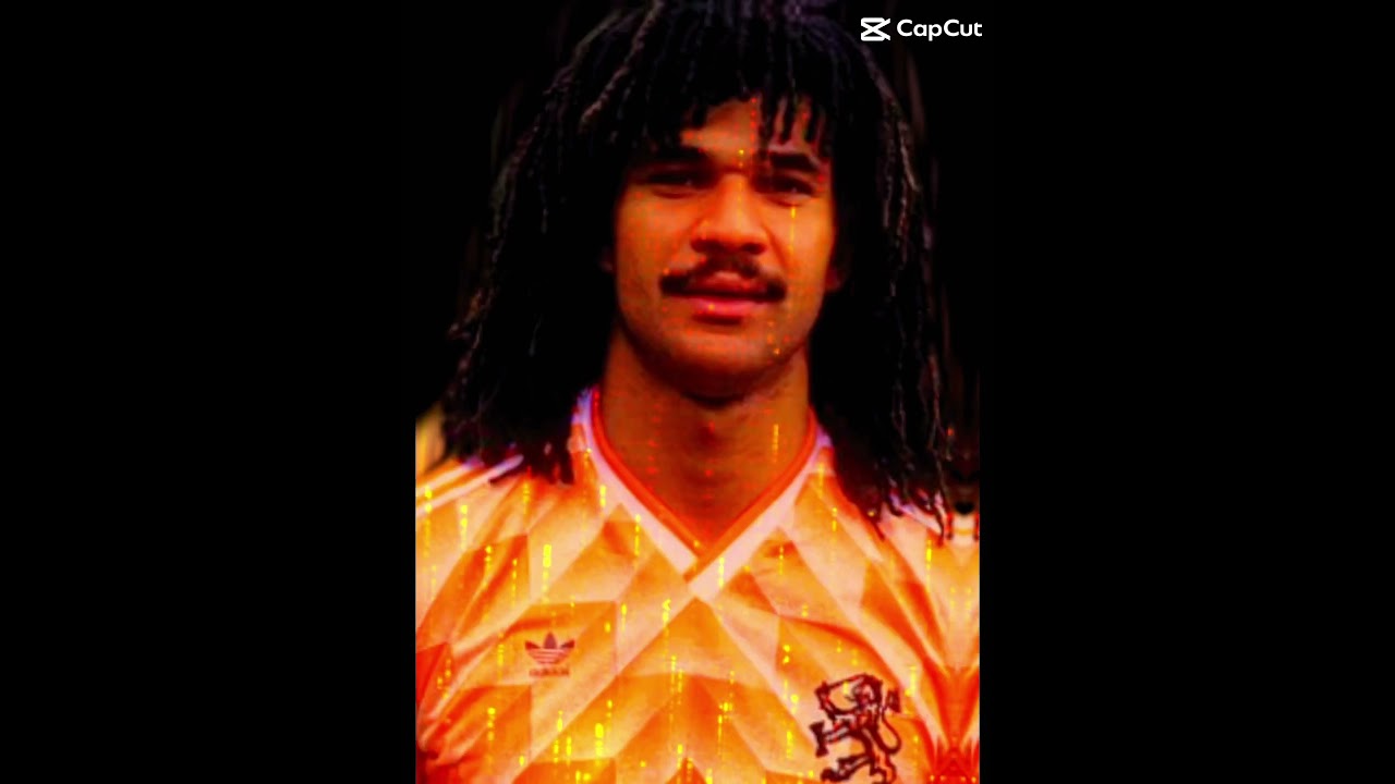 Famous football icons