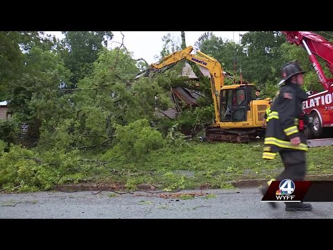 Woman killed, daughter injured after tree falls on Gaffney home during strong storms, official says