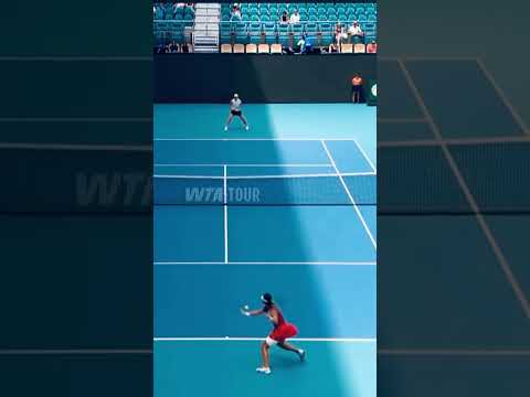 UNFORGETTABLE SHOT BY ALEX EALA AGAINST WORLD #2 IGA SWIATEK IN MIAMI OPEN 2025