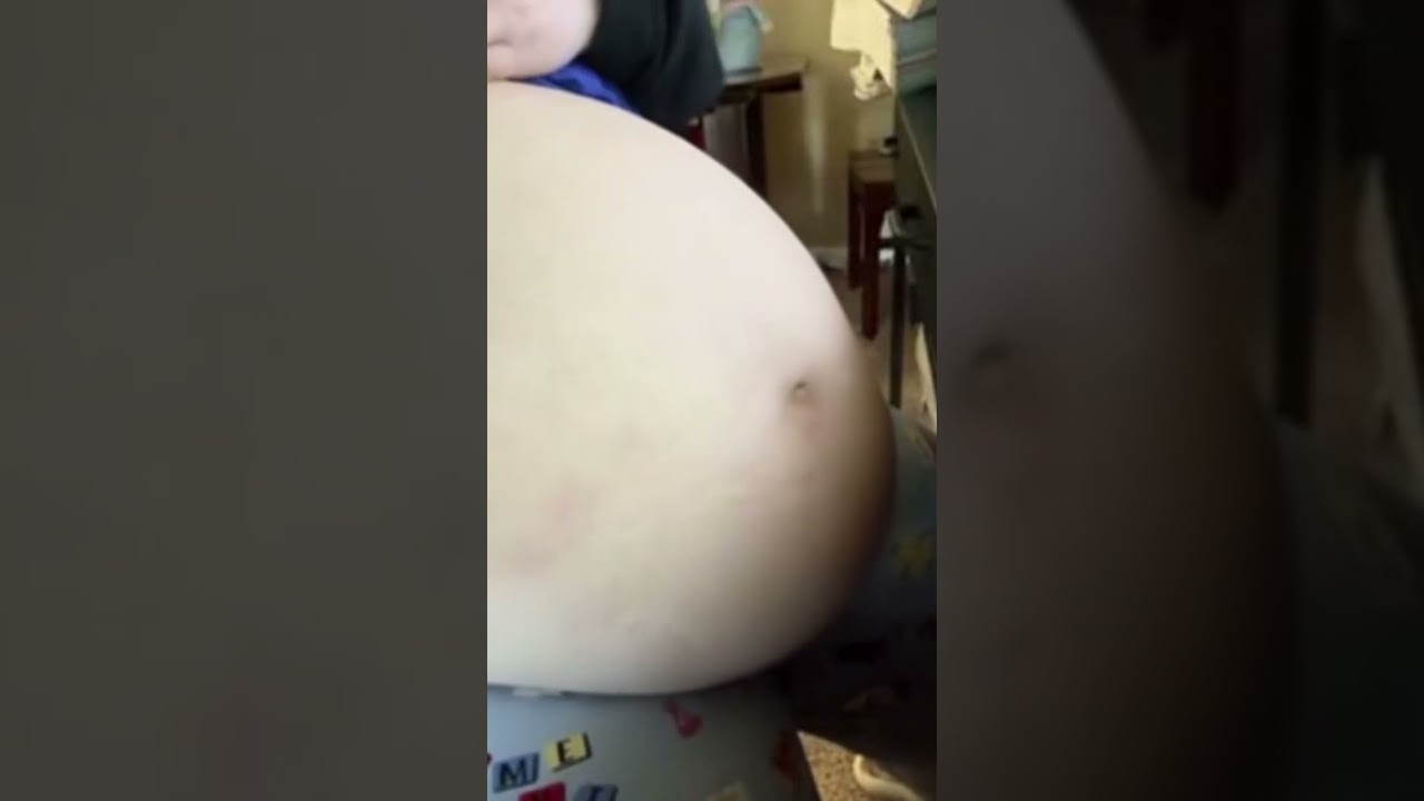 Not Again! I’m blowing up like a balloon.🎈 #belly #inflation #sbbw