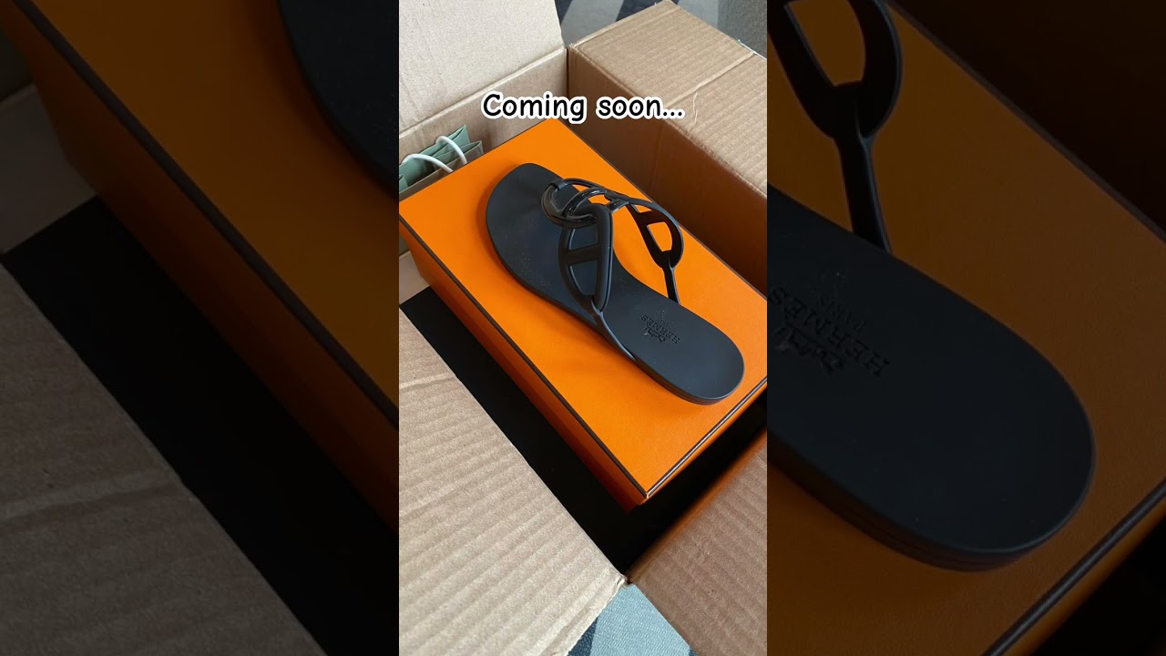 #unbox some upcoming #newarrivals with us 🎉 #fashionunboxing #designerfashion #luxuryforless