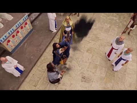 LA SEXTA PLAGA #06: ÚLCERAS Y SARPULLIDOS - Moisés y Los 10 Mandamientos | RETRONOSTALGIA