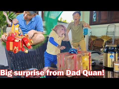 Bibi is surprised and happy to receive a gift from Dad Quan!