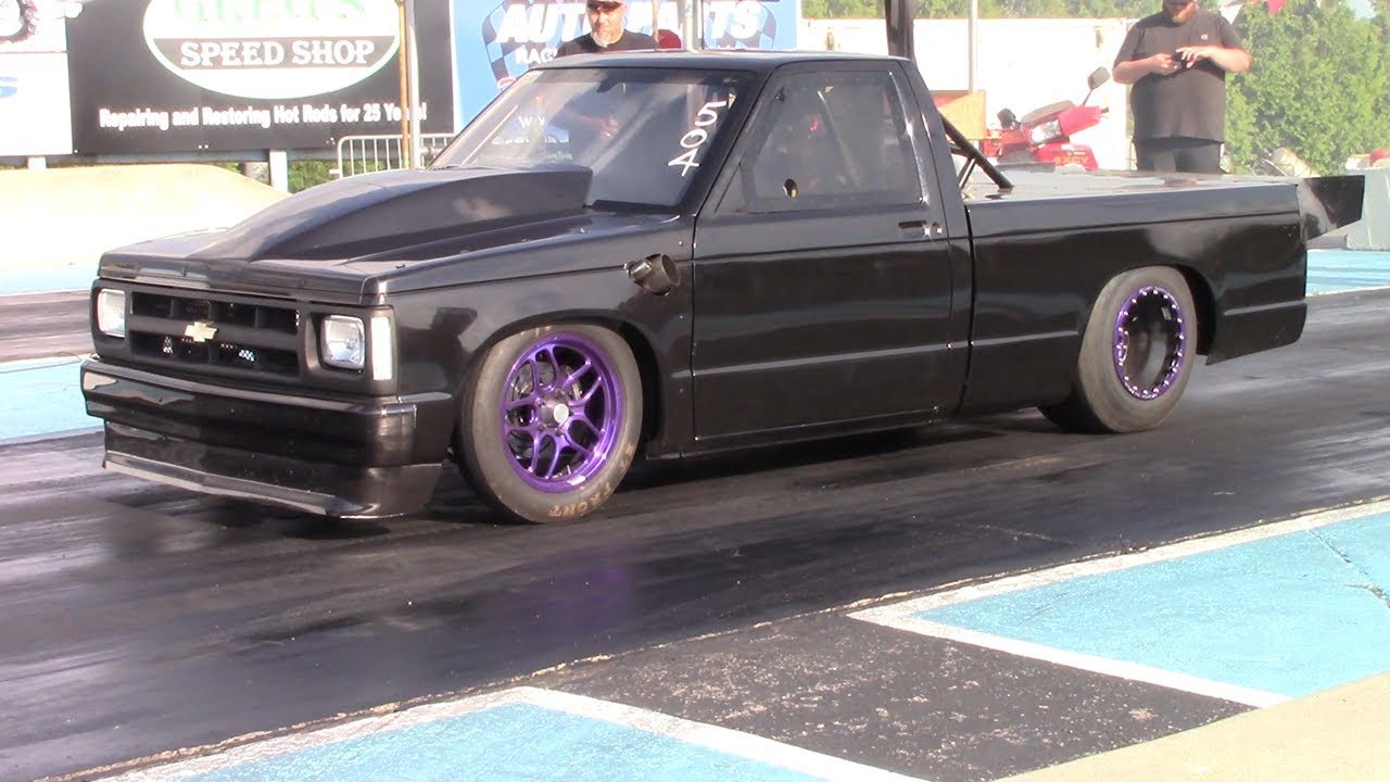 Chevy S10 Race Truck with Twin-Turbo Muscle Pulls 7s 1/4-Mile Like It's ...