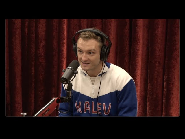 Jeremy Renner: Jeremy Renner gets brutally honest with Joe Rogan as he ...