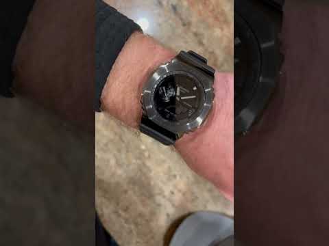 Classy metal G Shock GM-2100BB