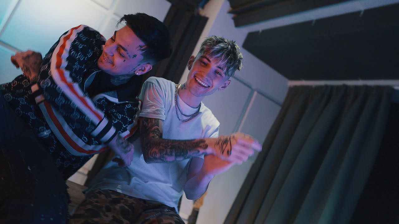 Afro 2 by Nmw Berechet & Albert Nbn from Romania | Popnable