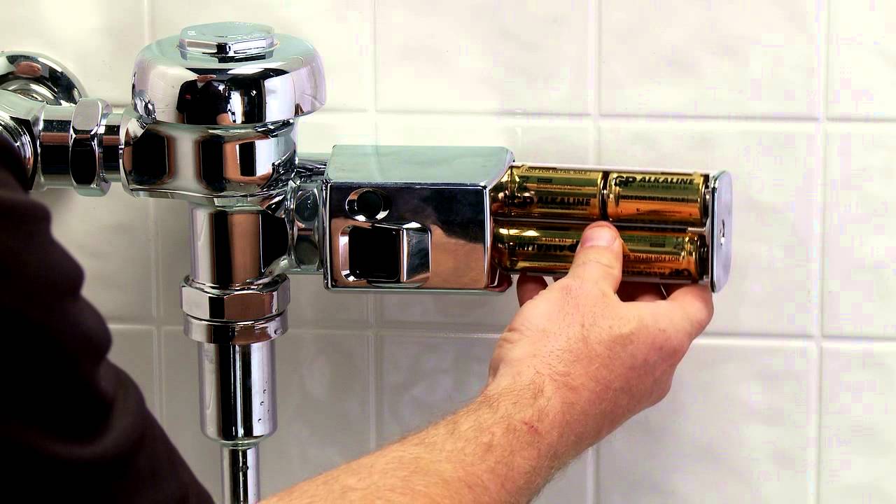 Auto Flush® Urinal