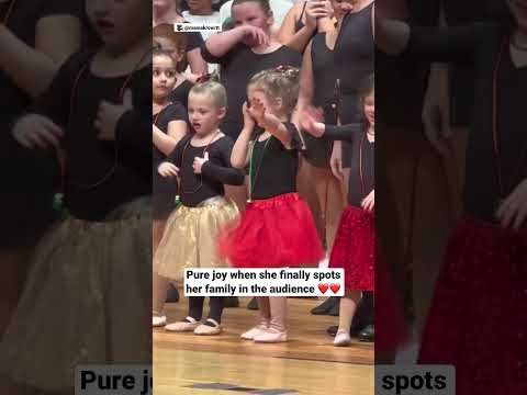 She was nervous until she spotted her family in the audience ❤️❤️