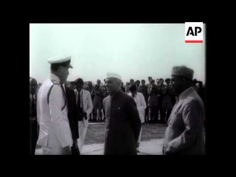 LORD MOUNTBATTEN ARRIVES IN NEW DELHI