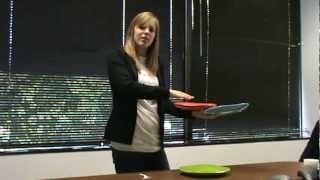 Waitress Overview | What is a waitress? - Zippia