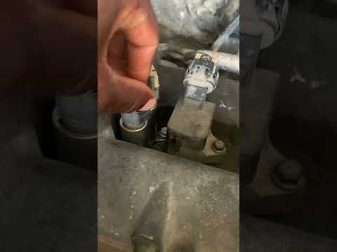 Chevrolet equinox 2.4l intake and exhaust vvt solenoids code p0011#obd2 #gm #chevy #4cylinder #gmc
