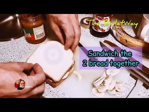 Banana tosti with peanutbutter and strawberry jam made by Cris 2022
